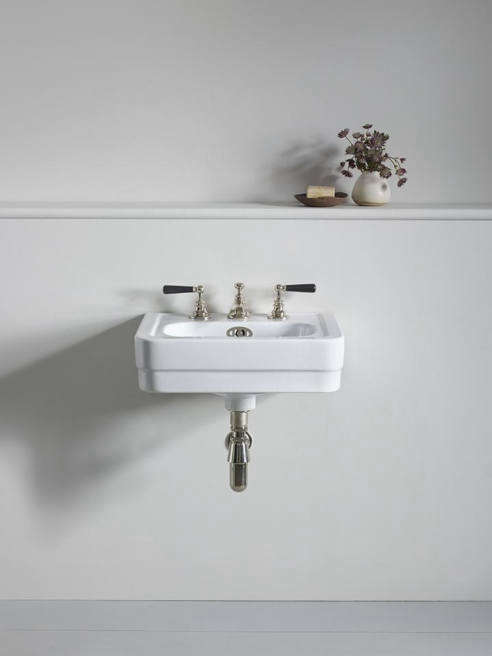 10 Easy Pieces: Wall-Mounted Guest Bath Sinks - Remodelista