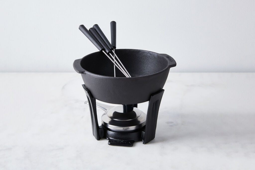 10 Easy Pieces: Classic Fondue Pots - Remodelista