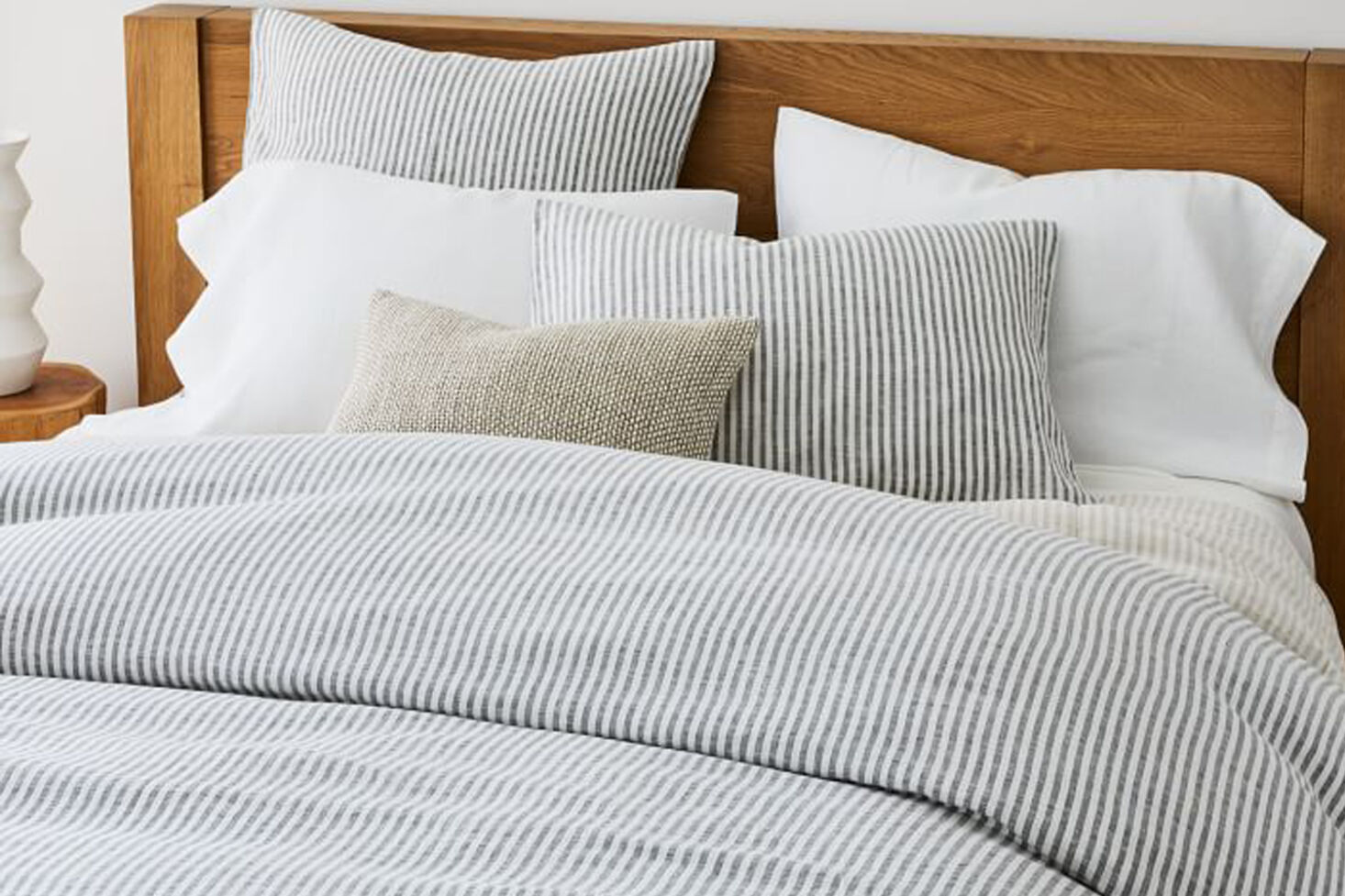 10 Easy Pieces: Summery Striped Sheets - Remodelista