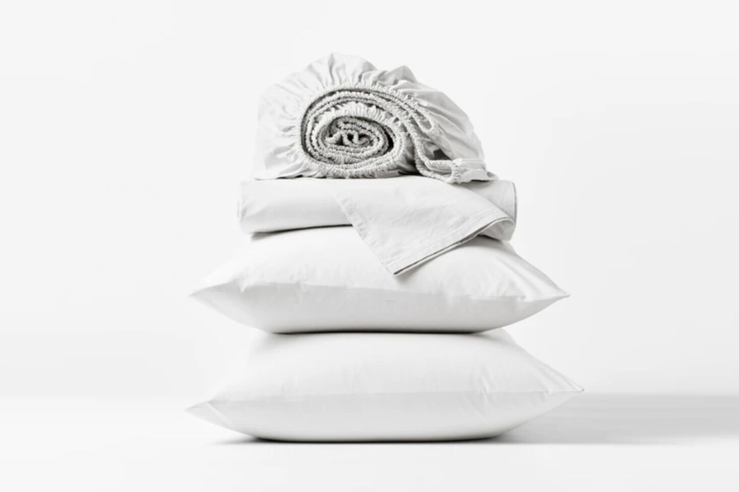 10 Easy Pieces: Simple White Sheets - Remodelista