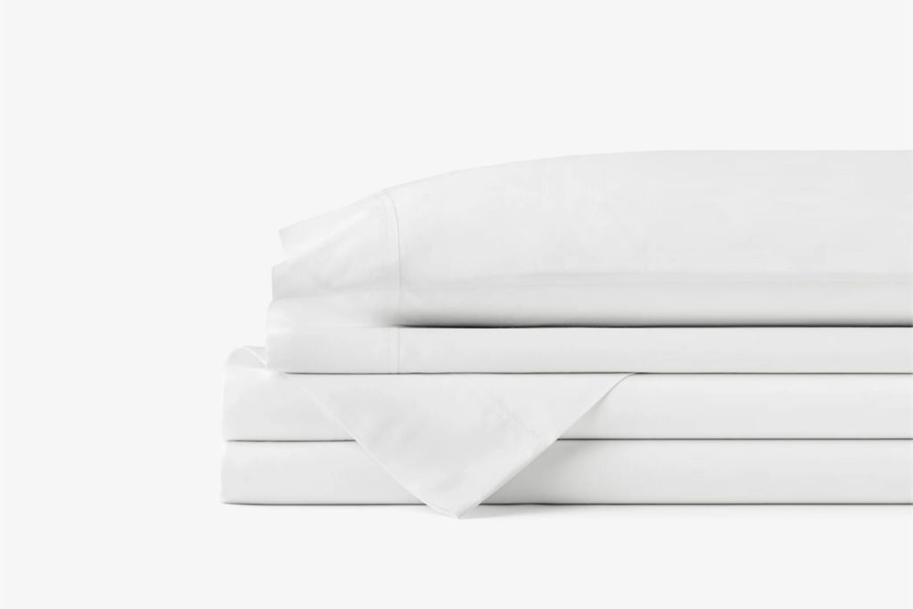 10 Easy Pieces: Simple White Sheets - Remodelista
