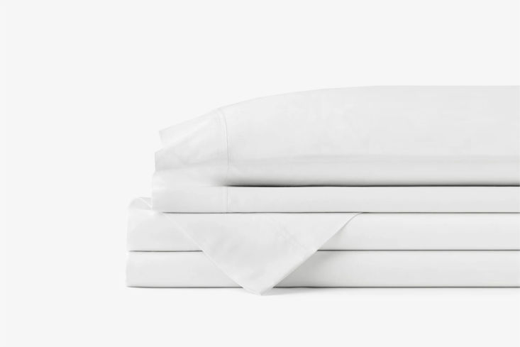 10 Easy Pieces: Simple White Sheets - Remodelista