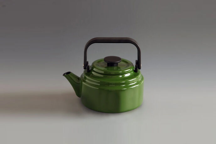 10 Easy Pieces: Classic Teakettles - Remodelista