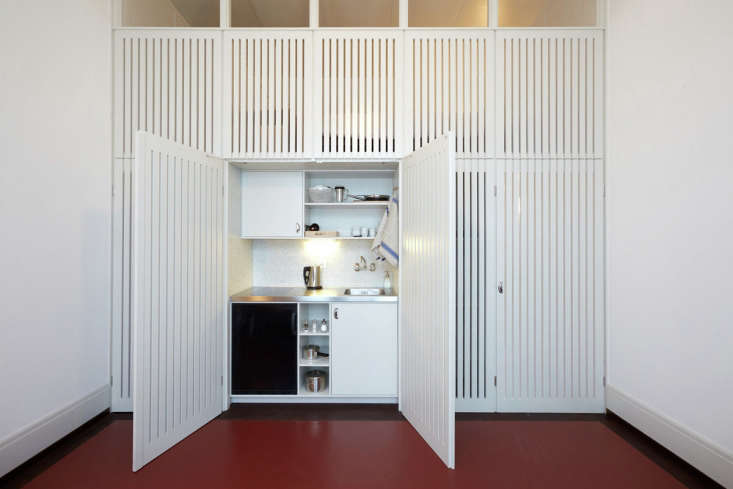 Disappearing Act: 15 Minimalist Hidden Kitchens - Remodelista