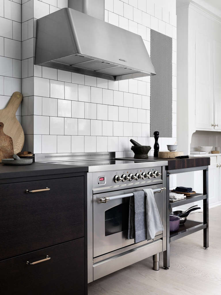 Kitchen of the Week: A Swedish Kitchen with a Place for Everything ...
