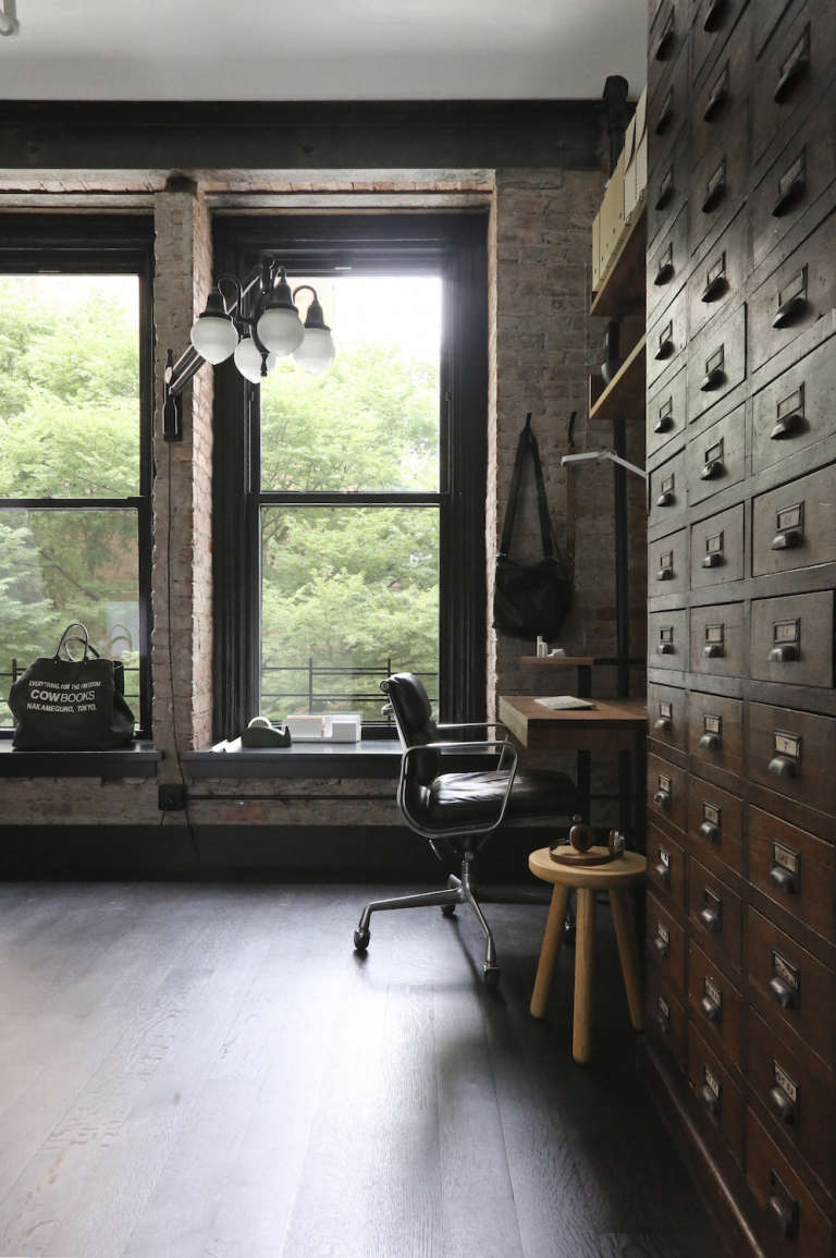 A Rugged, Rustic NYC Loft by Matt Bear of Union Studio - Remodelista