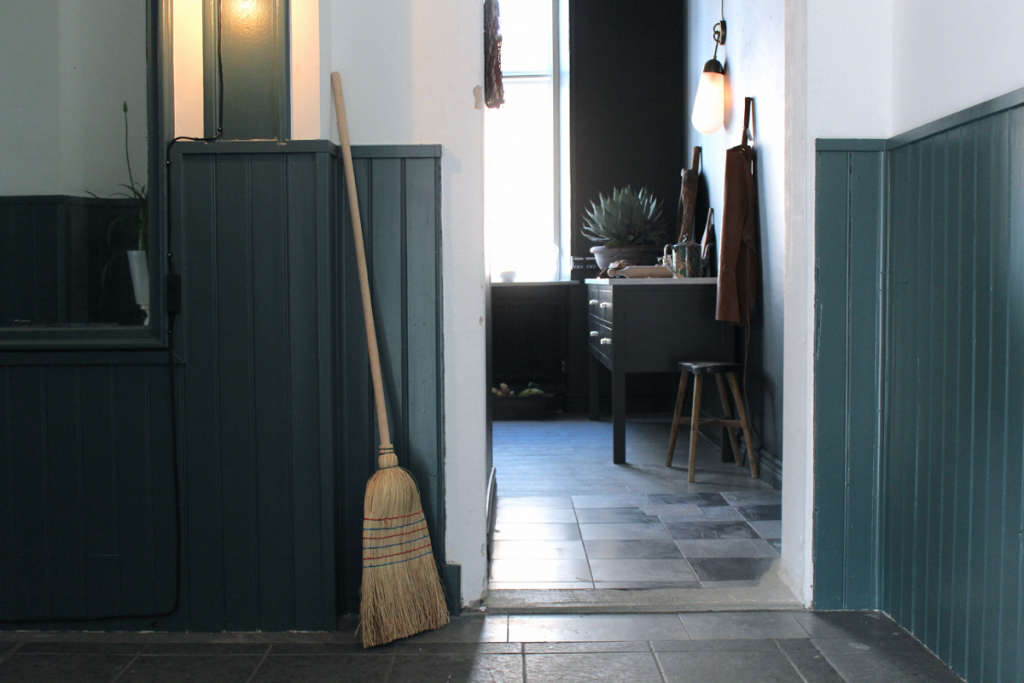 Master Mix: A Shoppable Apartment in Gothenburg, Sweden - Remodelista