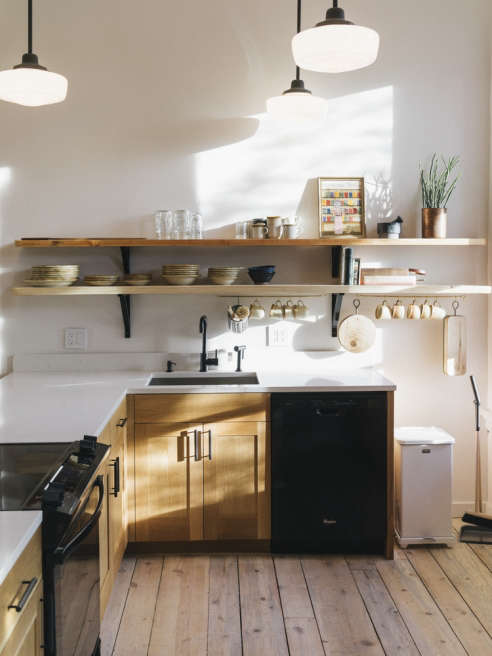 Kitchen of the Week: A Communal Kitchen/Library at the Jennings Hotel ...