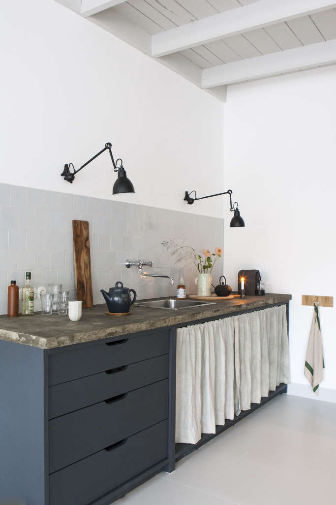 Kitchen of the Week: The Curtained Kitchen, Dutch Modern Edition ...