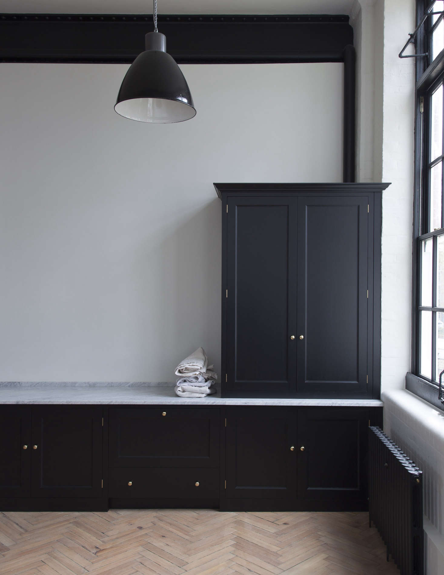 Plain English: Bespoke British Kitchen Design Comes to the US - Remodelista