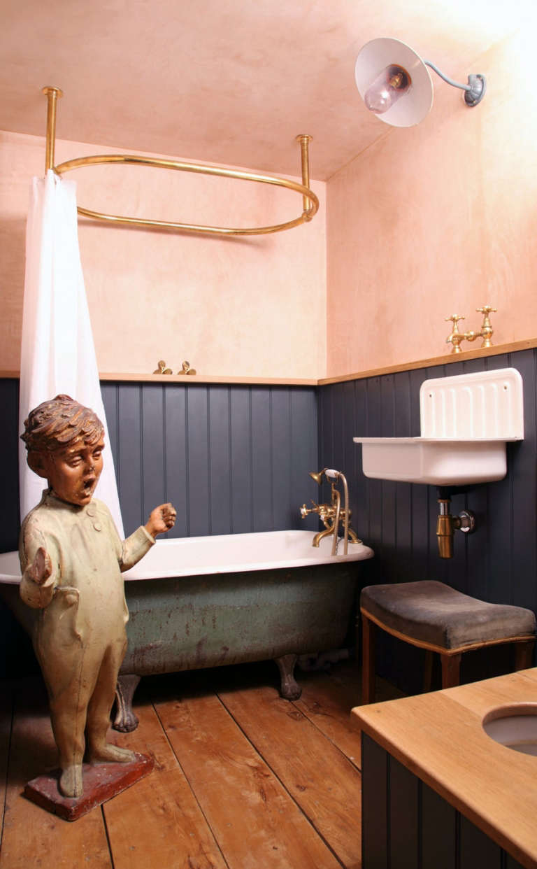 Bathroom of the Week: A Vintage-Inspired Bath in London (Made with ...