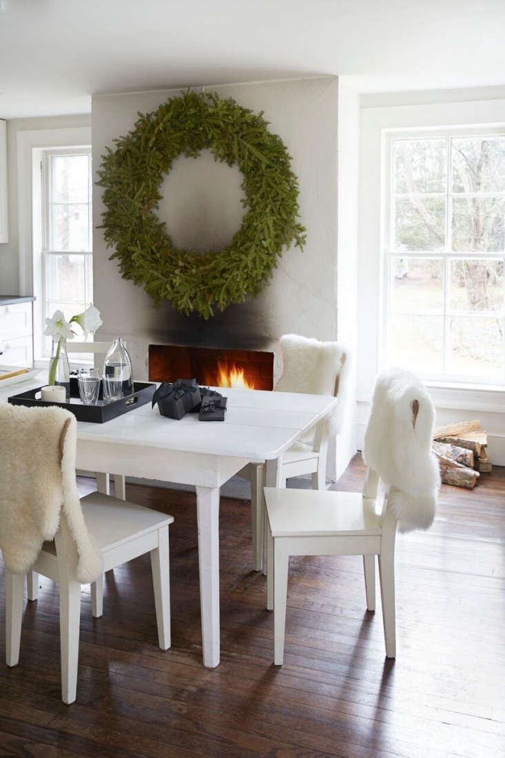 The Monochrome Holiday: 8 High/Low Design Tips from Tricia Foley ...