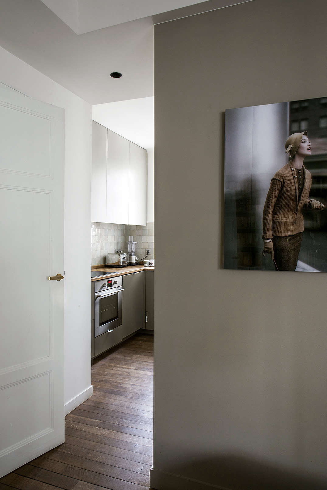 9 Small-Space Ideas to Steal from a Tiny Paris Apartment