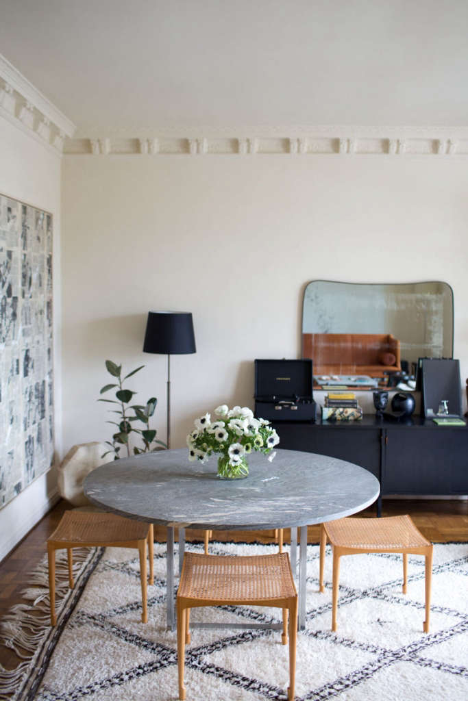 House Call: Gallerist Lisa Overduin’s Artful Apartment in Los Angeles ...