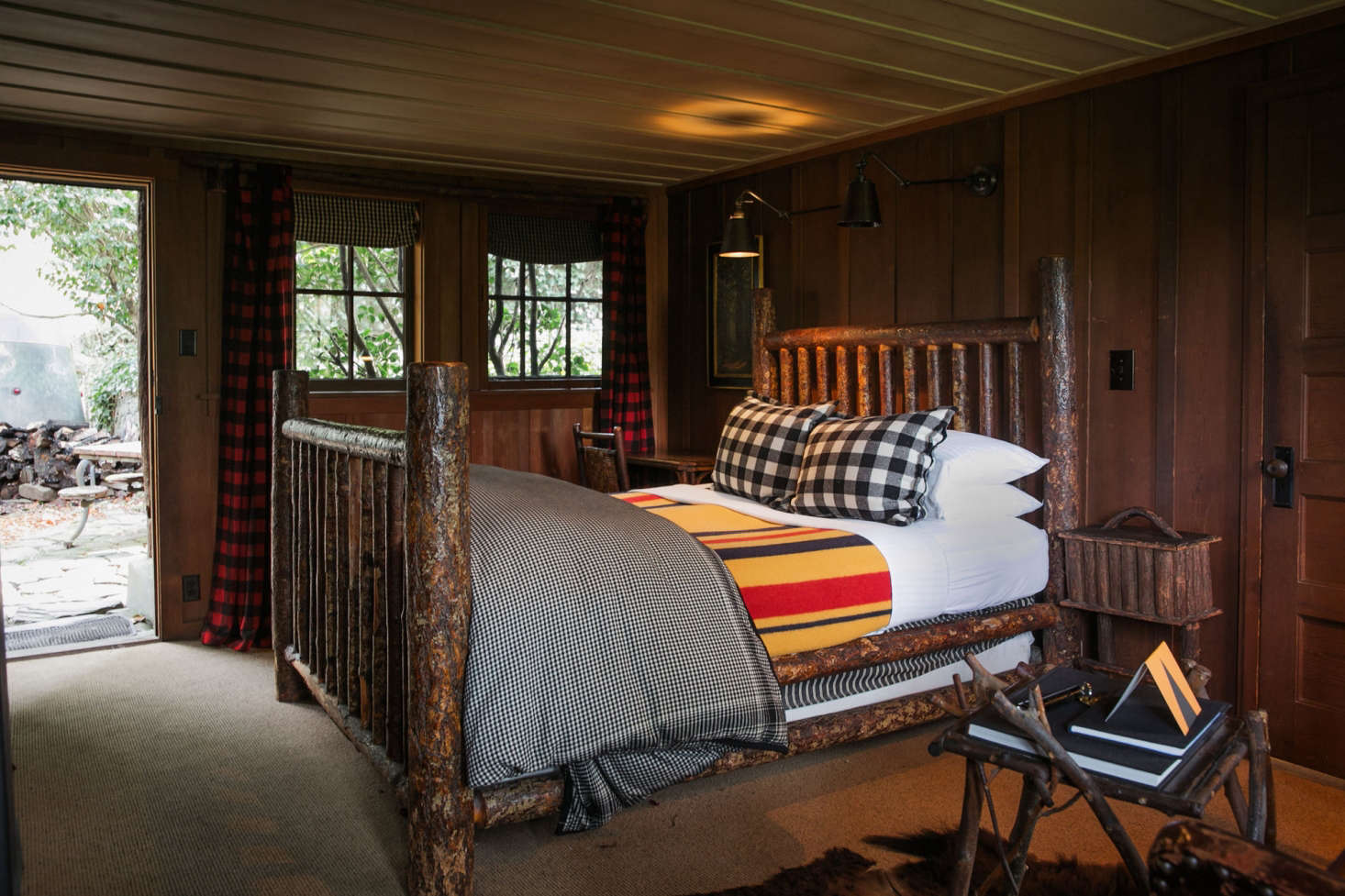 Manka's Inverness Lodge: A 1900s Lodge Reborn in Northern California ...