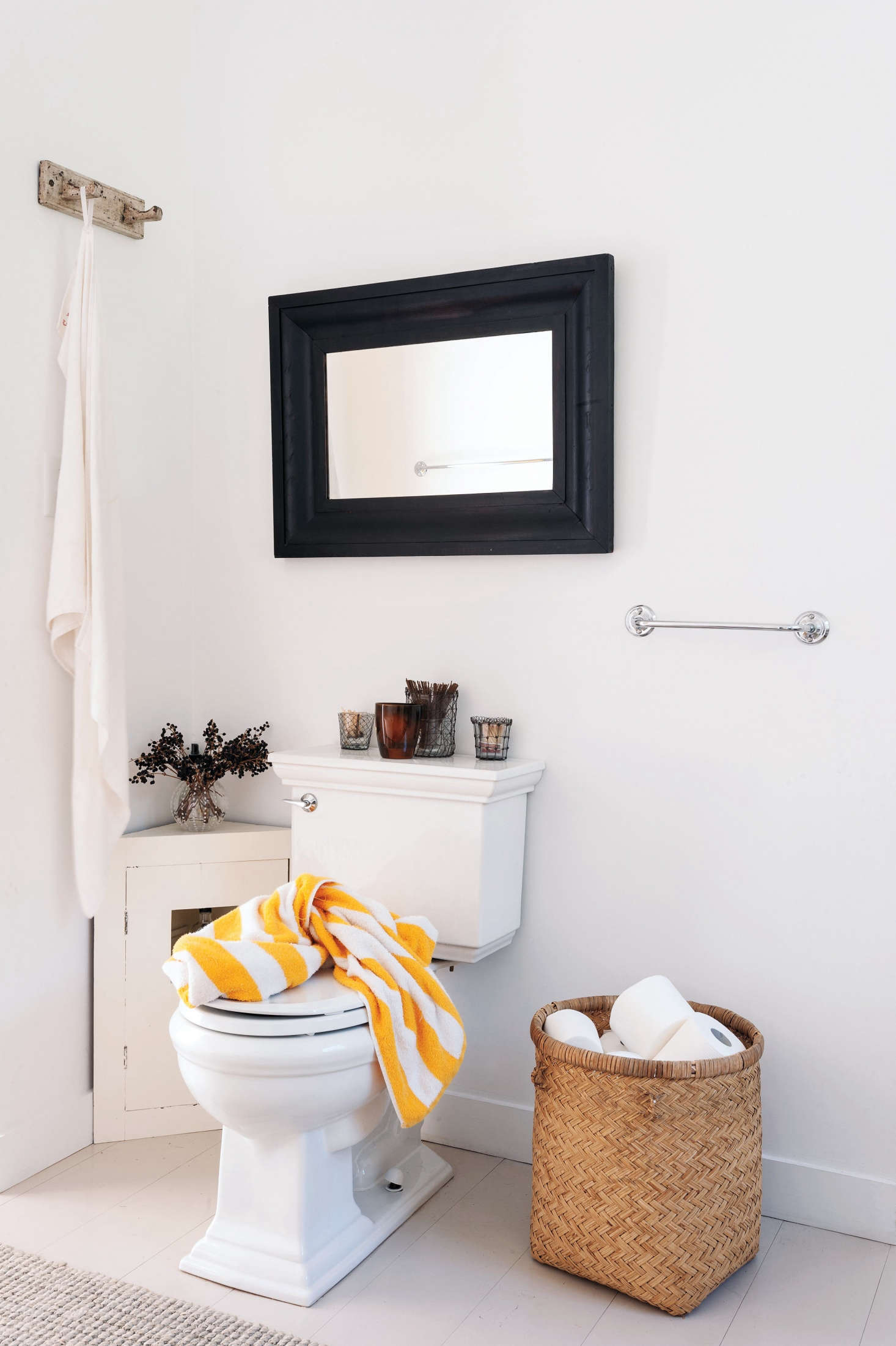 5 Quick Fixes: Inventive Toilet Paper Storage - Remodelista