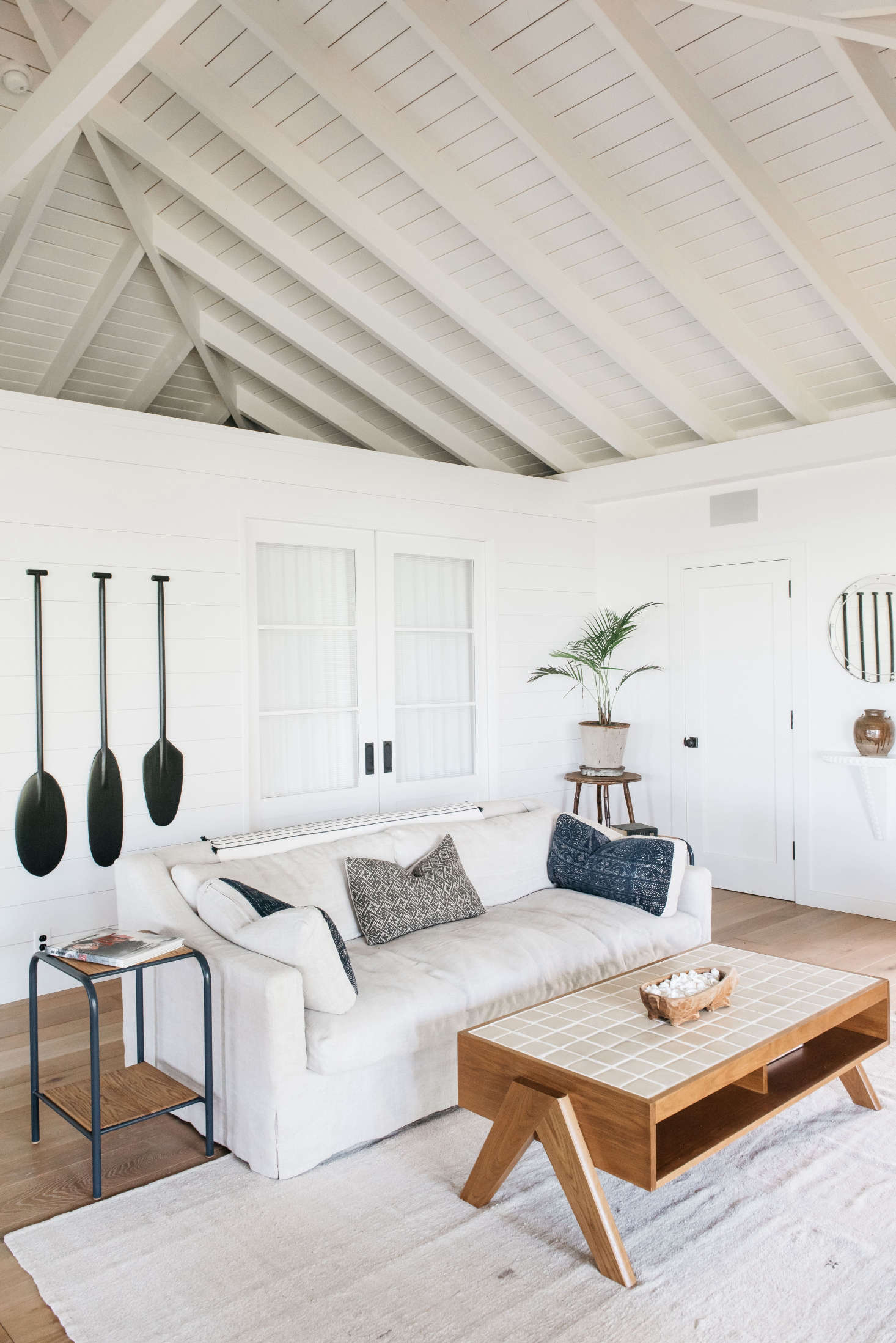 A Vintage Hawaiian Beach Cottage, Restored and Ready for Relaxation ...
