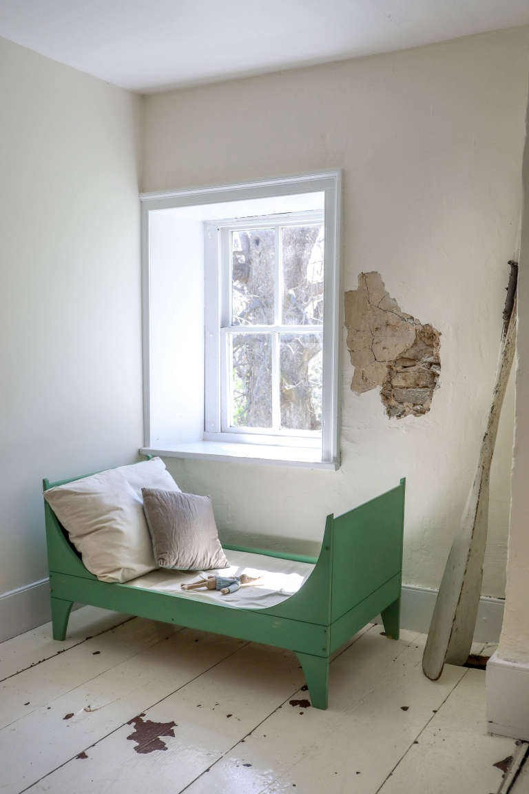 Modern Plaster Walls, Six Ways: Remodeling 101 - Remodelista