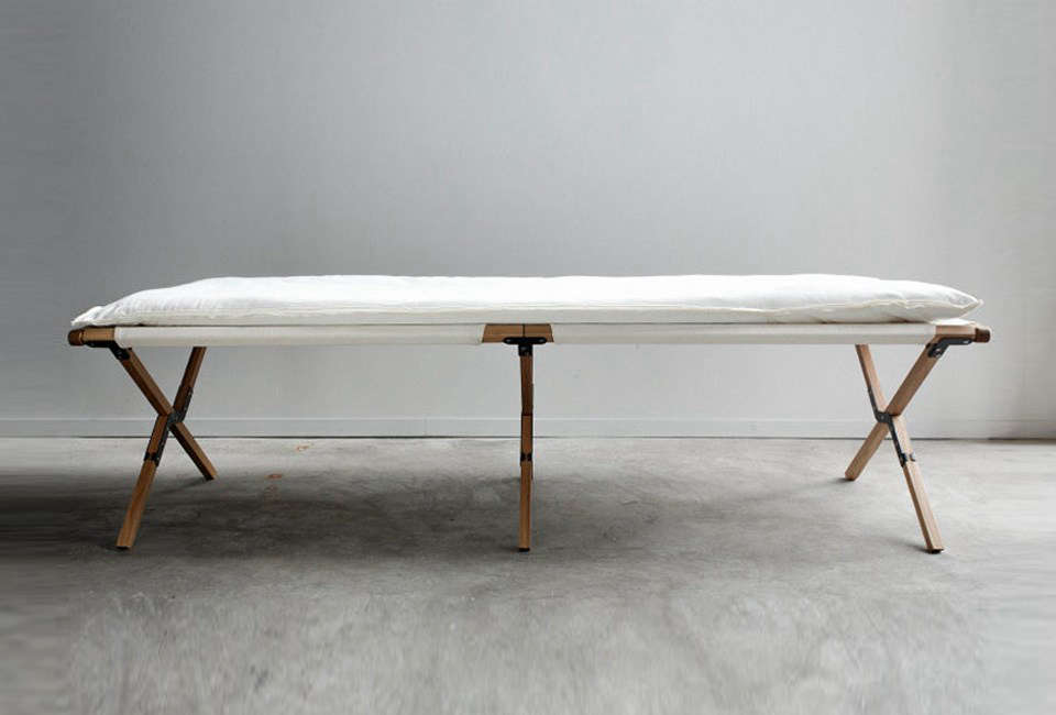 10 Easy Pieces: Classic Camp Cots