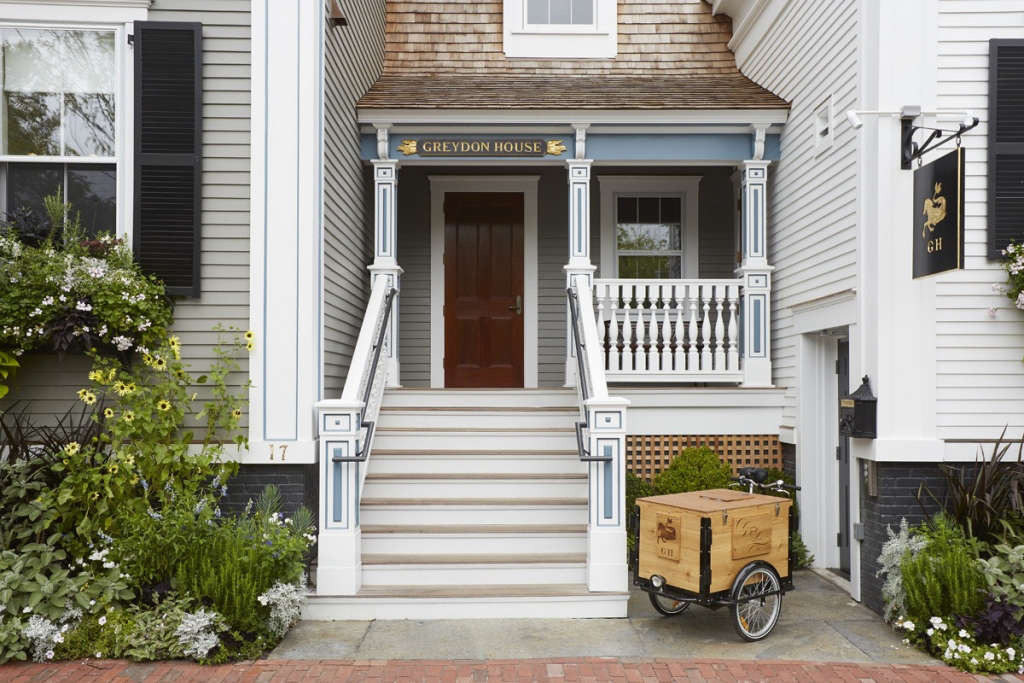Greydon House: A Seafarer's Inn (with Maritime Finds) on Old Nantucket ...