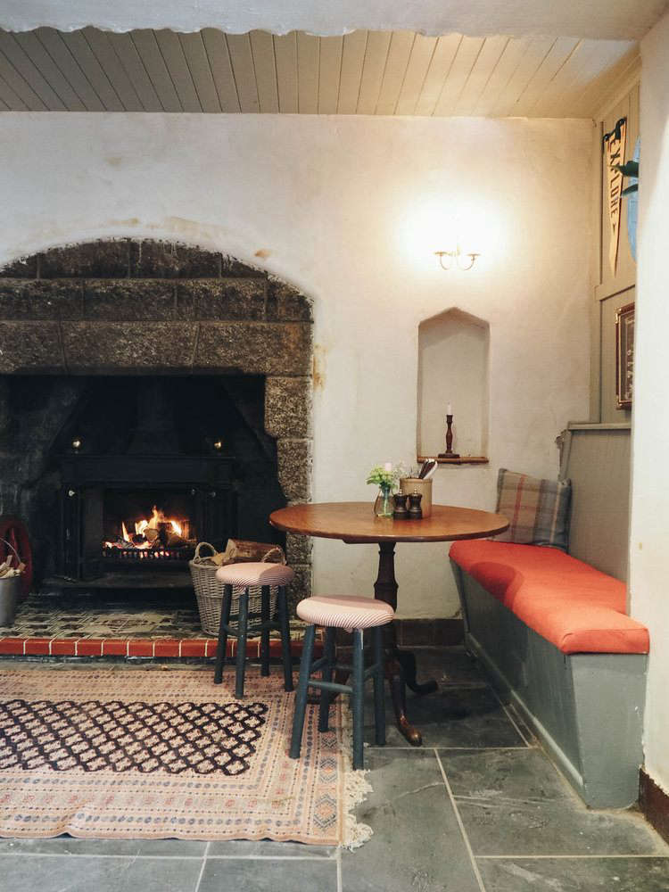 The Ferry Boat Inn: 15 Ideas to Steal from a Seaside Pub in Cornwall ...