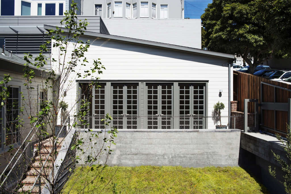 On the Market: The Historic Filbert Cottages in San Francisco's Russian ...