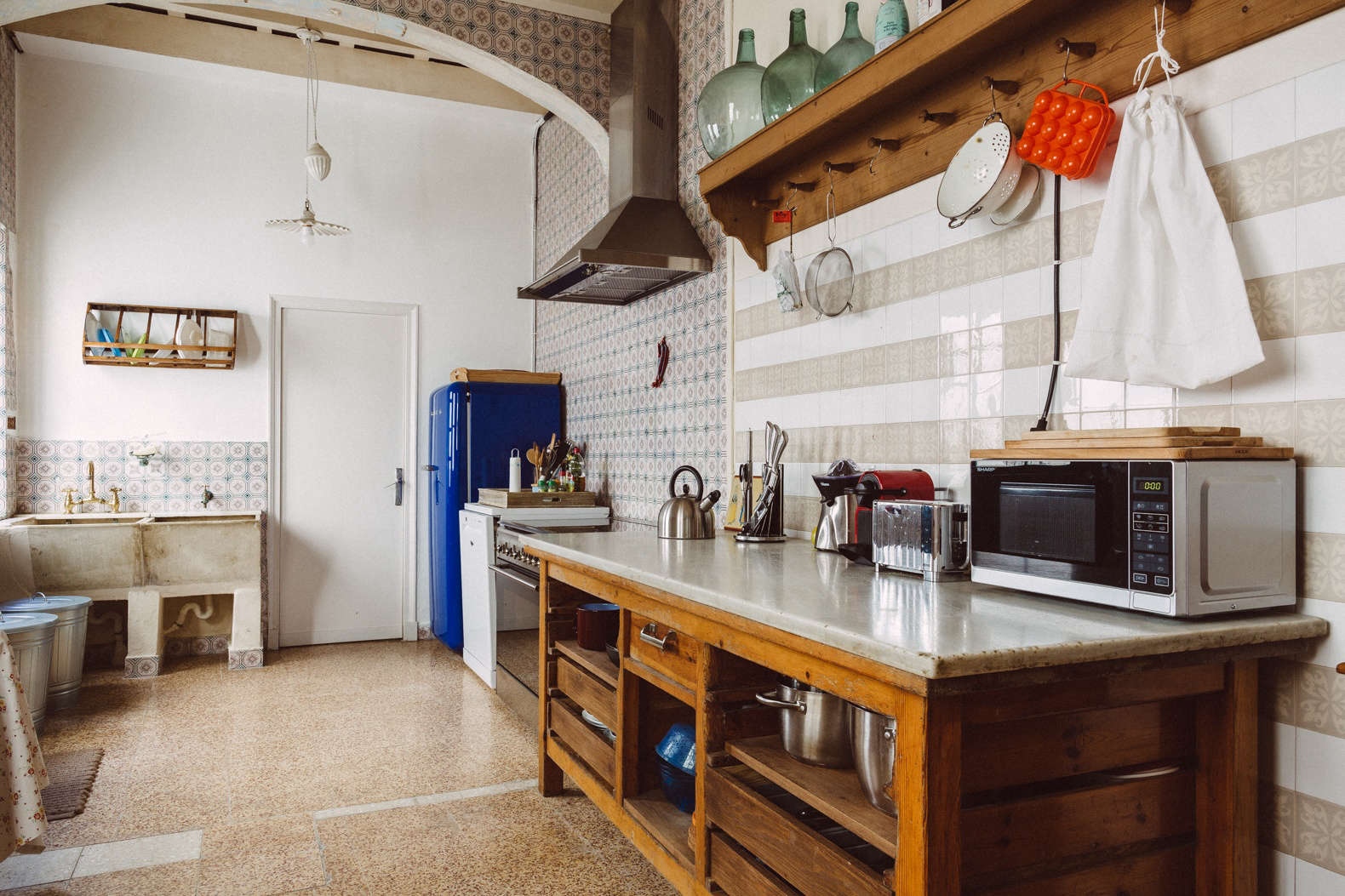 Drip Dry: 13 Kitchens with Wall-Mounted Dish Racks - Remodelista