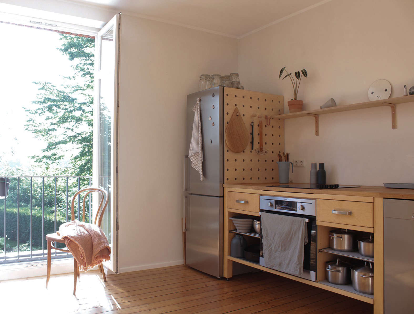 Kitchen of the Week: An Artful Kitchen Created from Reclaimed Ikea Parts