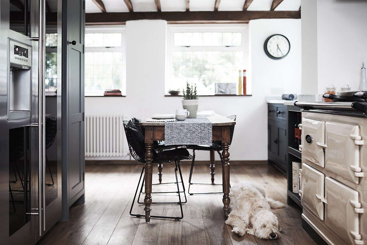 Best Professional UK Interior: Thatched Cottage Kitchen by Fawn ...