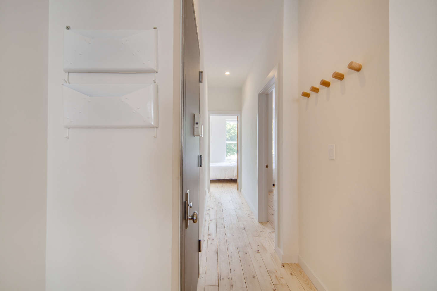 Expert Advice: 11 Ideas for an Elevated Dorm Room from Brooklyn's Top ...