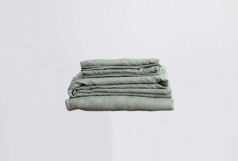 Trend Alert: 7 Sources for Colorful Washed Linen Sheets - Remodelista
