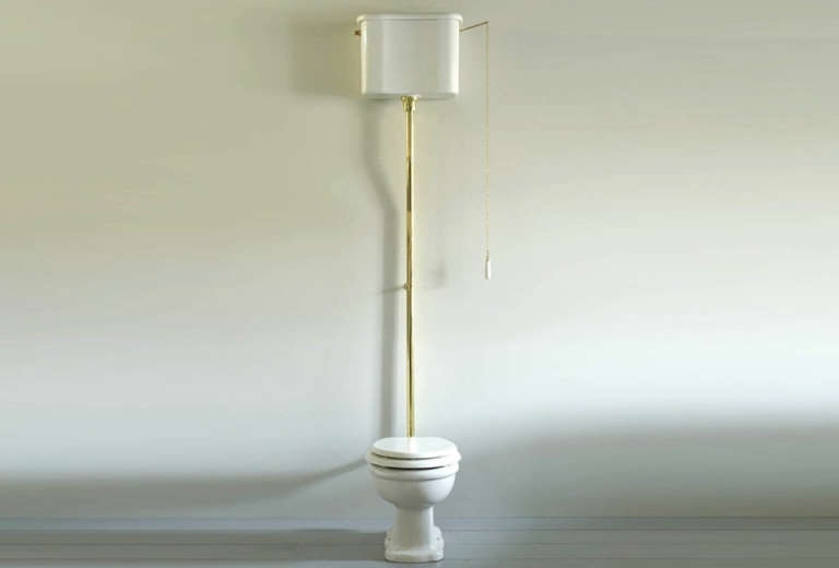 10 Easy Pieces: Traditional Toilets with High Level Tanks - Remodelista