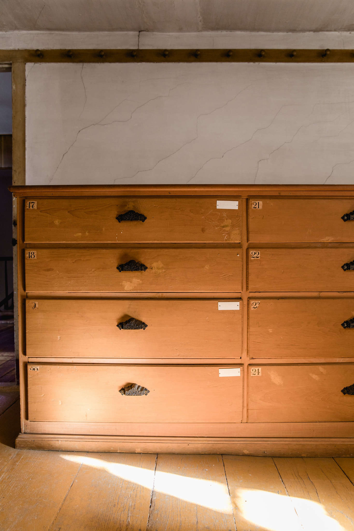 In the Dwelling House: 16 Design Ideas to Steal from the Shakers ...