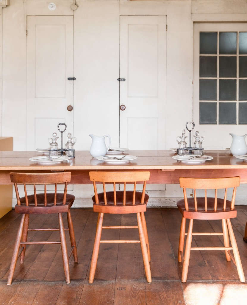 In the Dwelling House: 16 Design Ideas to Steal from the Shakers ...