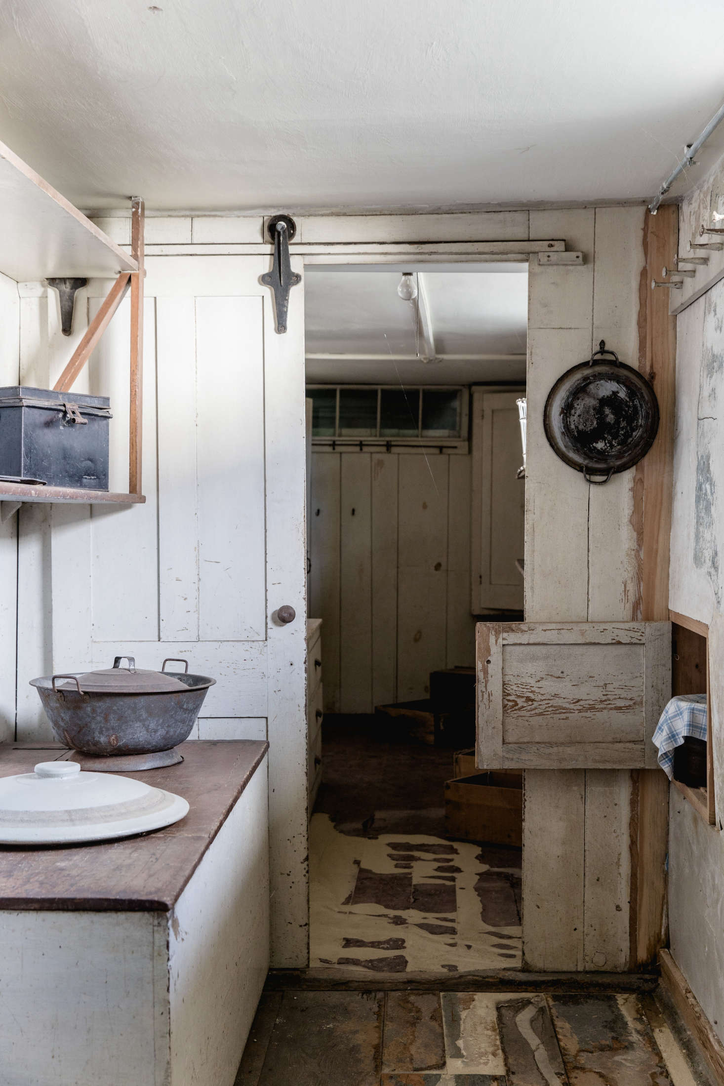 In the Dwelling House: 16 Design Ideas to Steal from the Shakers ...