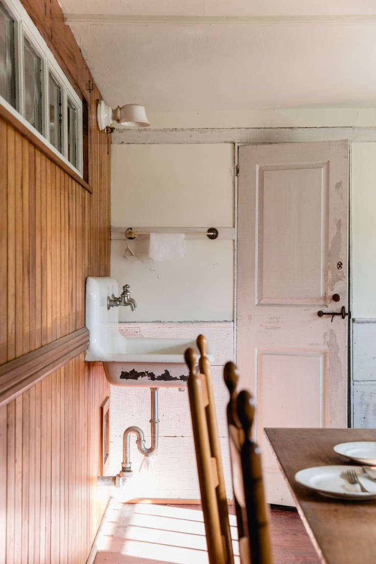 In the Dwelling House: 16 Design Ideas to Steal from the Shakers ...