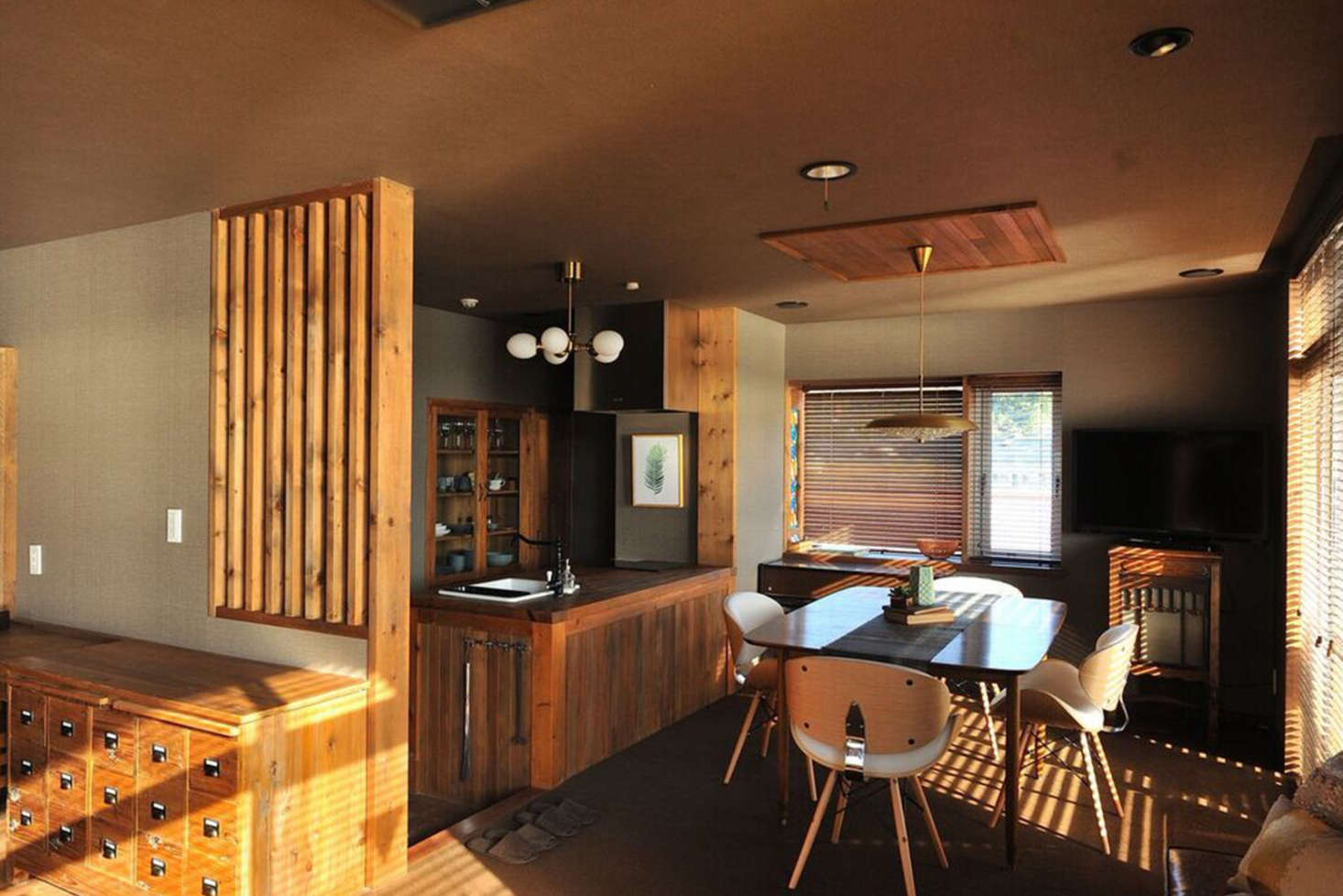 Box Hotel in Hakone, Japan: A New Boutique Lodge with Views of Lake ...