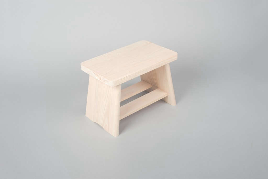 10 Easy Pieces: Best Sauna Stools for the Bath - Remodelista
