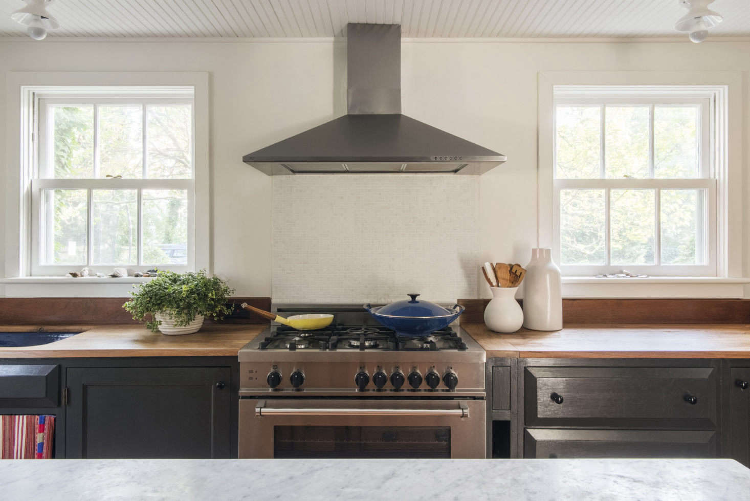 Elizabeth Roberts at Home: The Architect's Own Beach House in Bellport ...