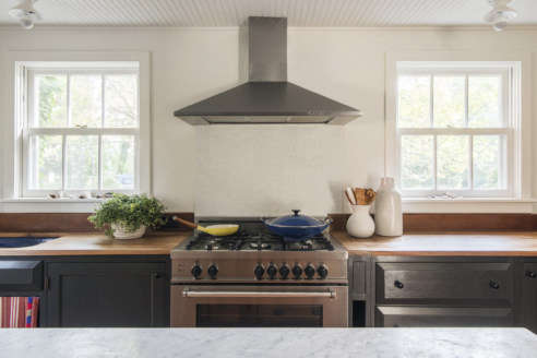 Elizabeth Roberts at Home: The Architect's Own Beach House in Bellport ...
