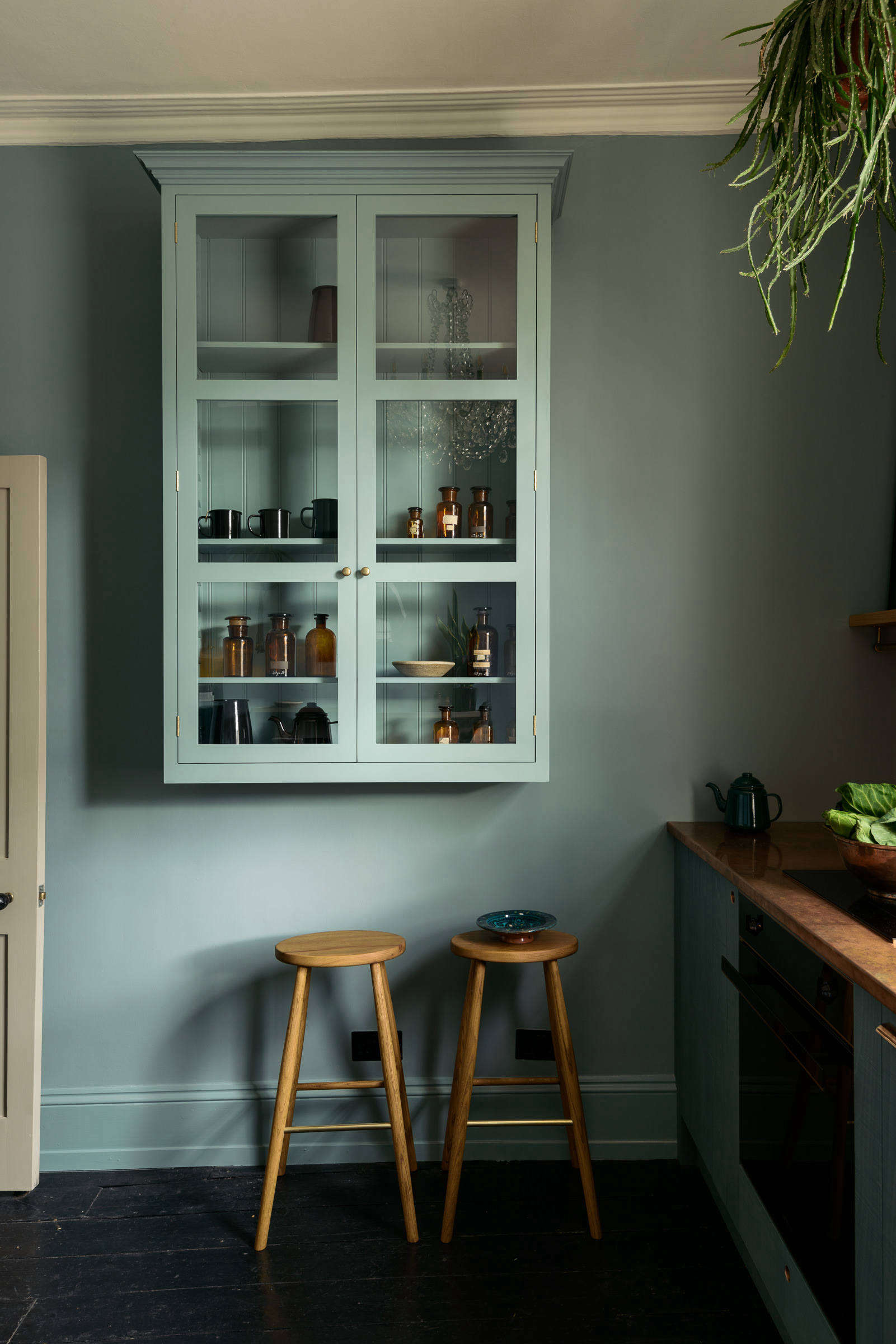 Kitchen of the Week: deVol's Urban Rustic Kitchen Gets a Glamorous ...