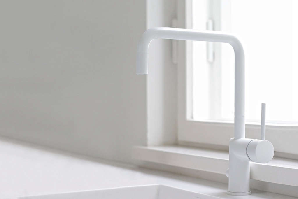 10 Easy Pieces: Modern Matte White Faucets - Remodelista