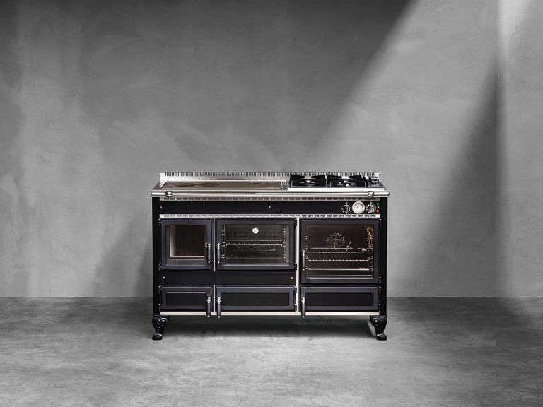 5 Favorites: Wood-Burning Cookstoves for the Kitchen - Remodelista