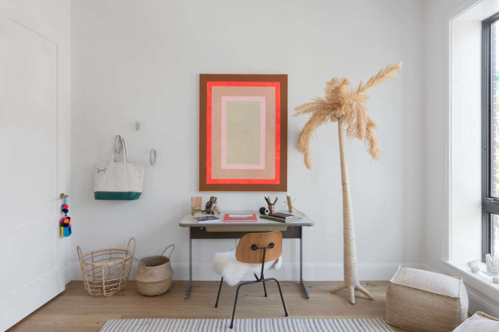 Affordable real estate staging tips from Hollister and Porter Hovey of ...