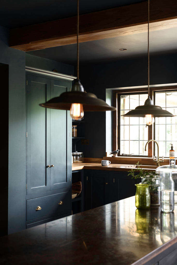 Kitchen of the Week: An Award-Winning deVOL Project With a Heart of ...