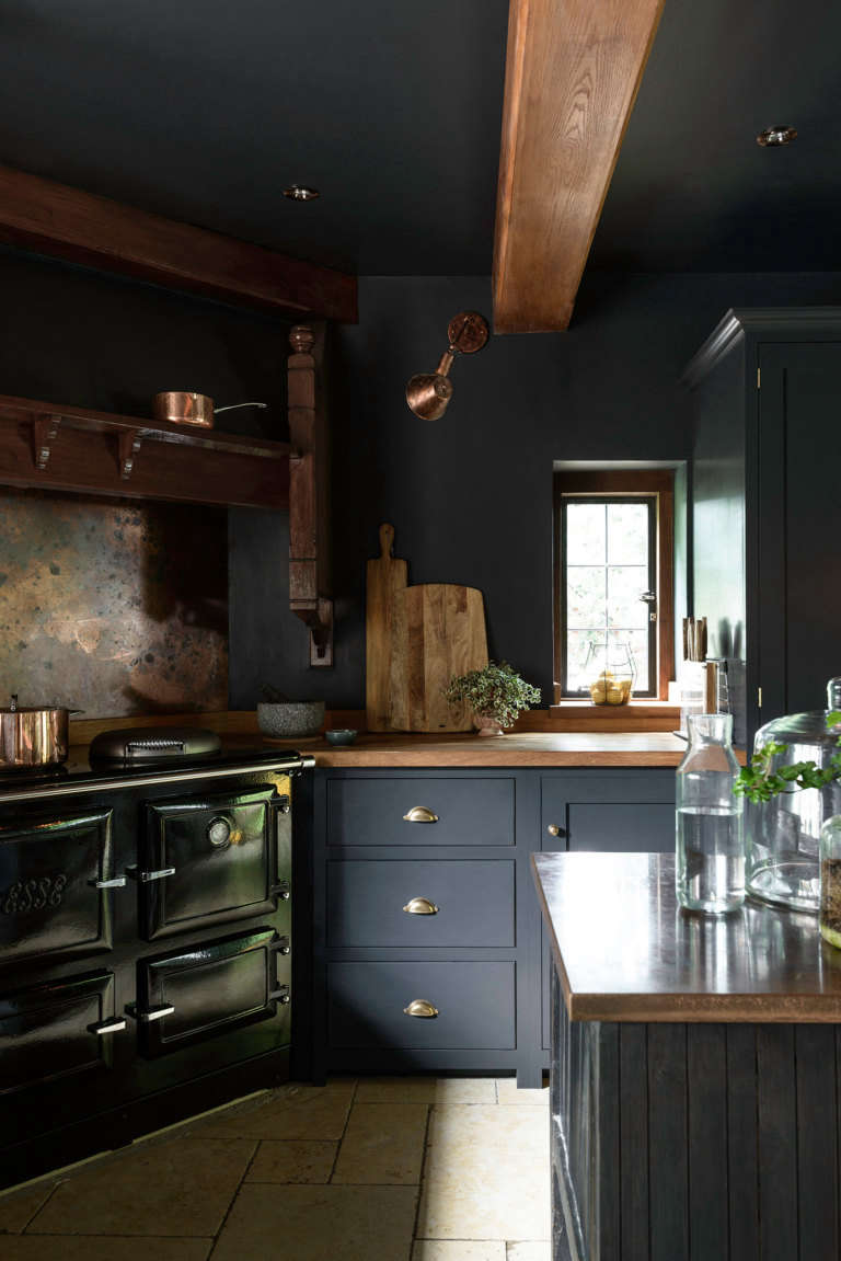 Kitchen of the Week: An Award-Winning deVOL Project With a Heart of ...