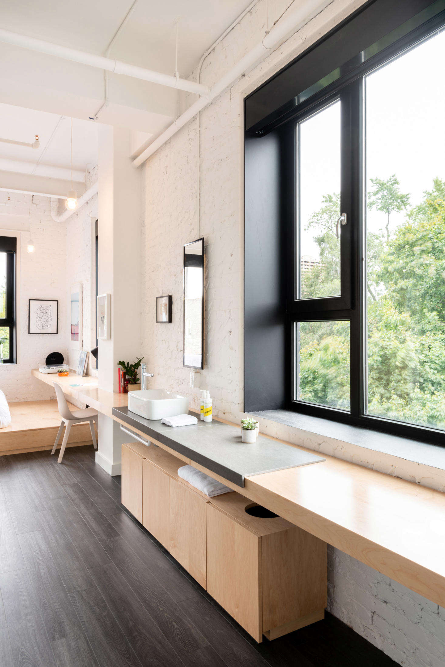 Live Like a Local (for Less): The Newly Opened Toronto Annex Hotel ...