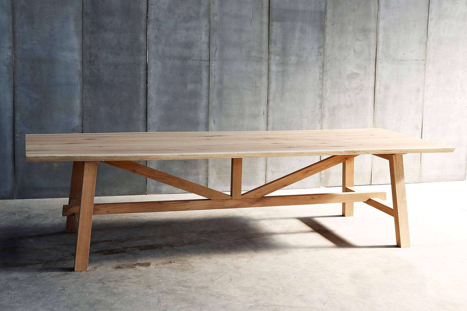 10 Easy Pieces: Modern Refectory Tables - Remodelista
