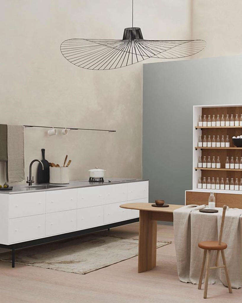 Kitchen of the Week: New Kitchen Components from an English Sculptor ...