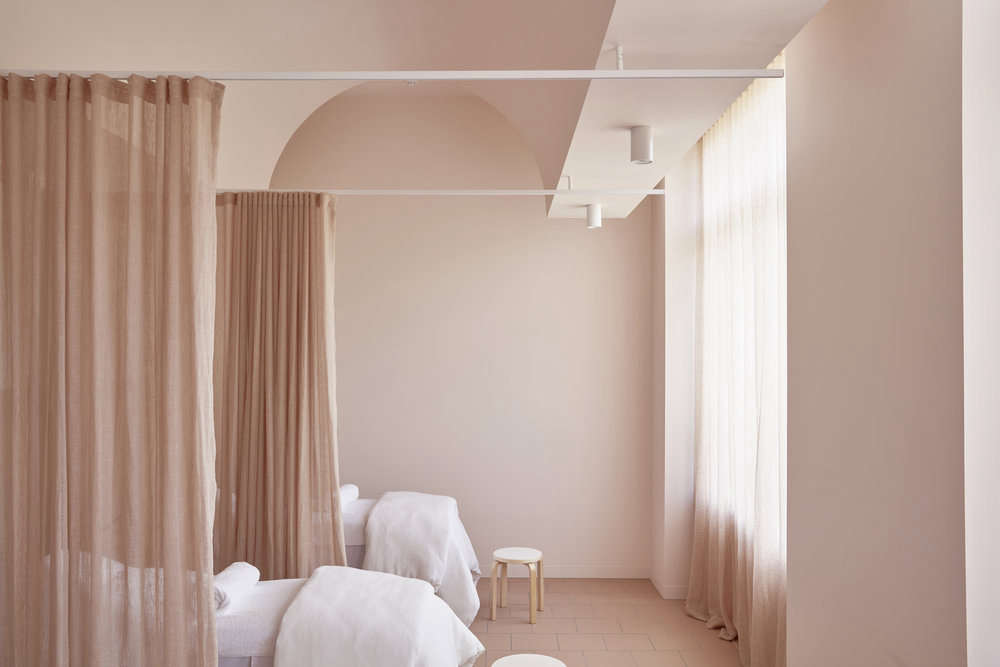 Color Down Under: Pastels Meet Plywood at The Calile Hotel in Brisbane ...